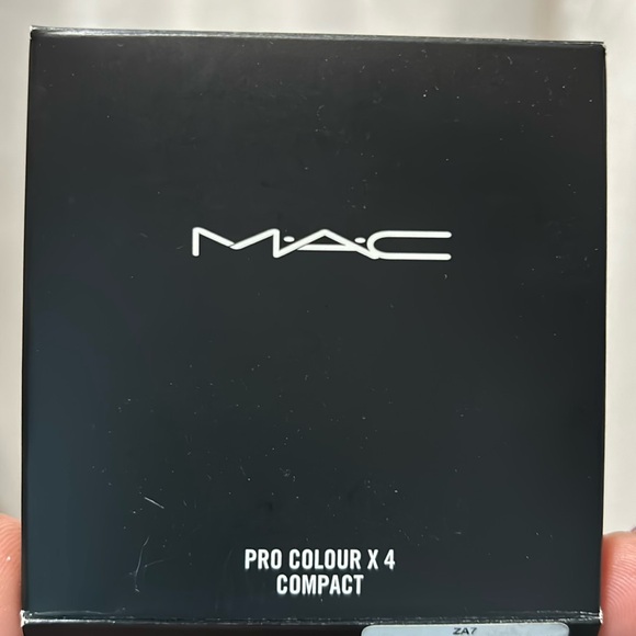 MAC Cosmetics | Makeup | Bn Mac Pro Color X4 Compact | Poshmark
